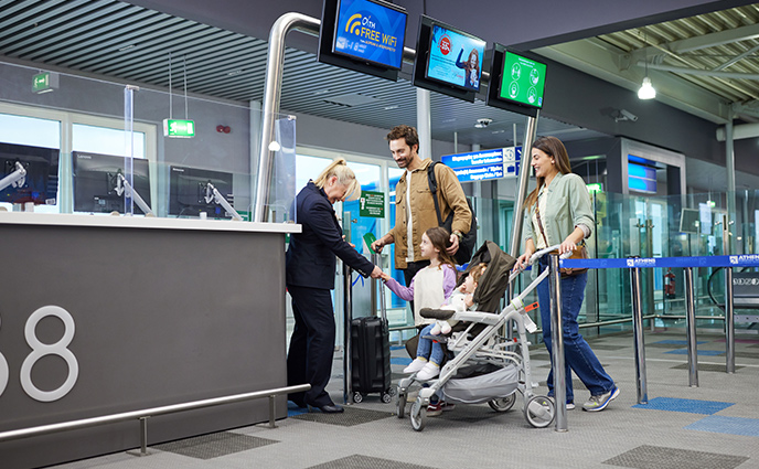 At the airport | AEGEAN